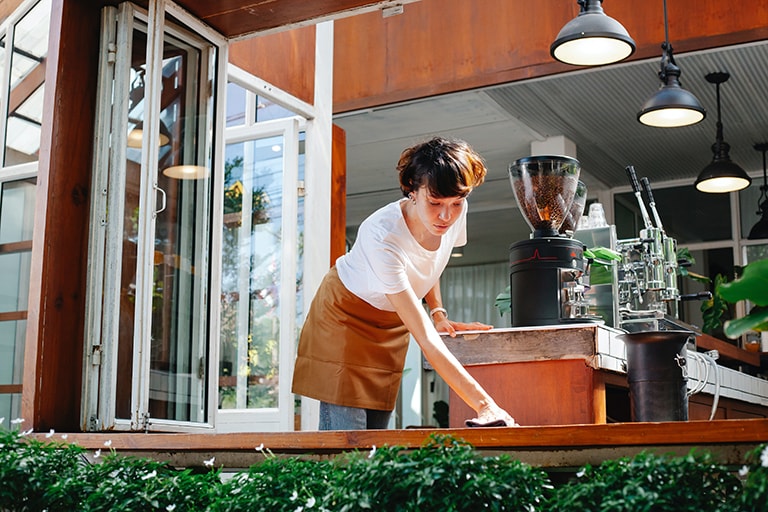 Shop, cafe and restaurant cleaning in London - Snowdrop Cleaning
